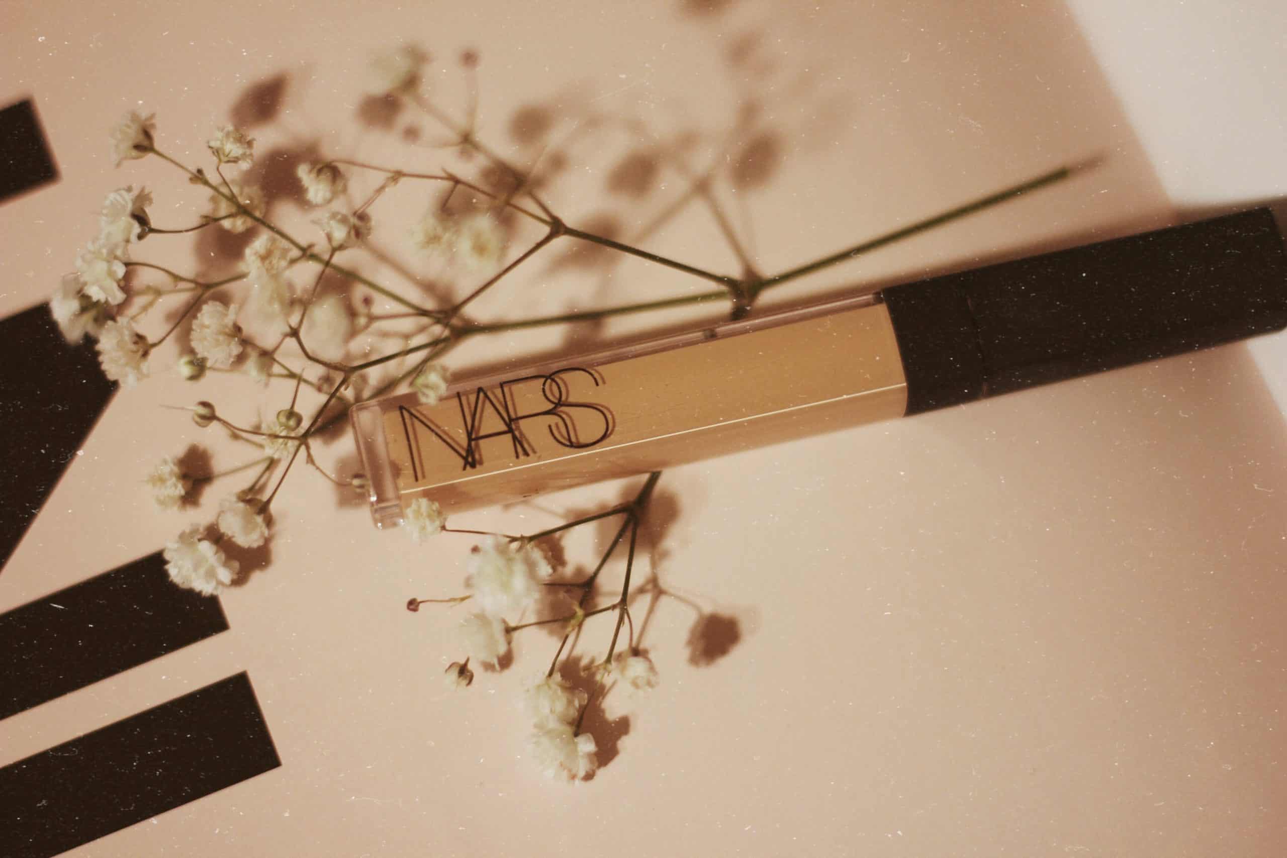 Primer Vs Concealer - The Makeup Refinery