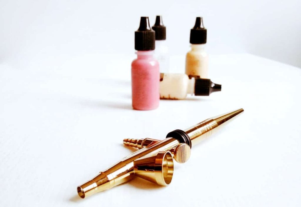 Things You Should Know About Alcohol Based Makeup - The Makeup Refinery