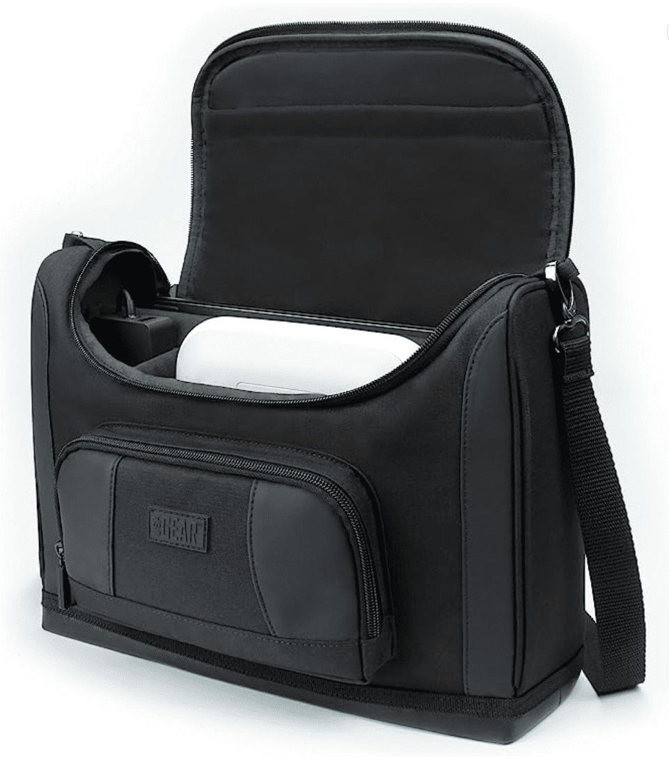 Ultimate Makeup Bag List - The Makeup Refinery